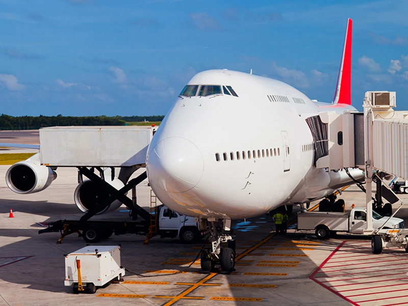 Carga aérea en el AICM cae 61%, el más bajo desde el 2005