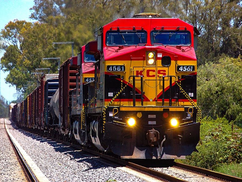 KCSM cumple 25 años de operación ferroviaria en México