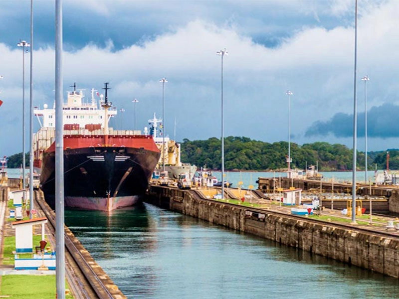 Canal de Panamá busca convertirse en carbono neutral para el año 2030