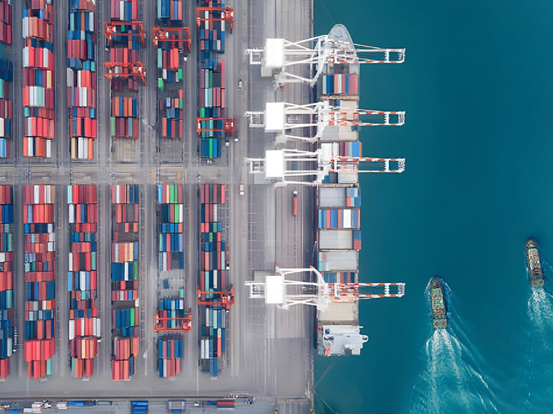 Carga contenerizada estable en el primer semestre de 2025