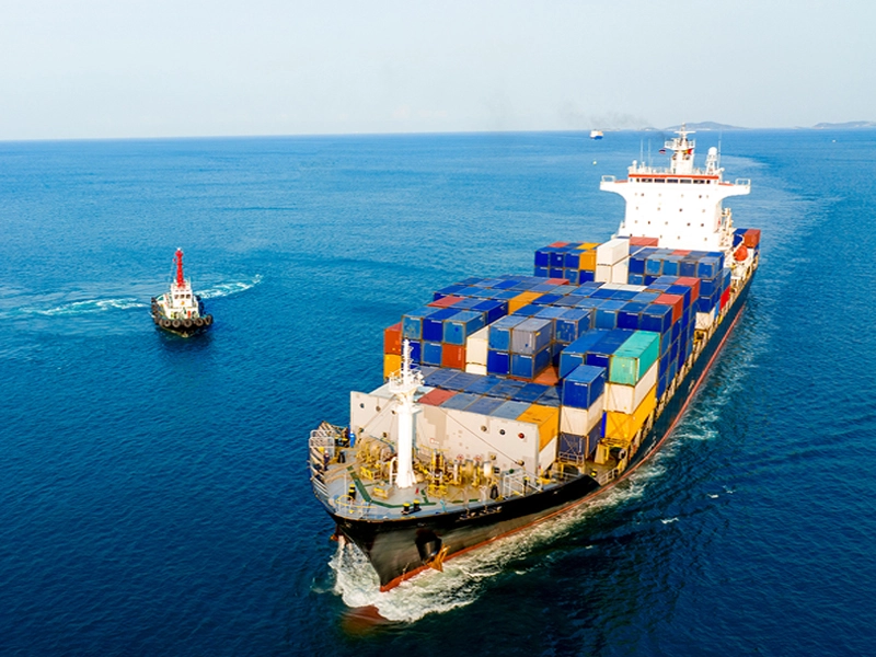 Gigantes del mar, las diez navieras líderes que mueven el mundo