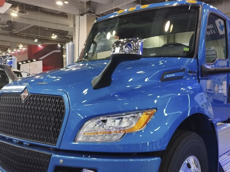 Navistar México presenta camión de carga 100% eléctrico