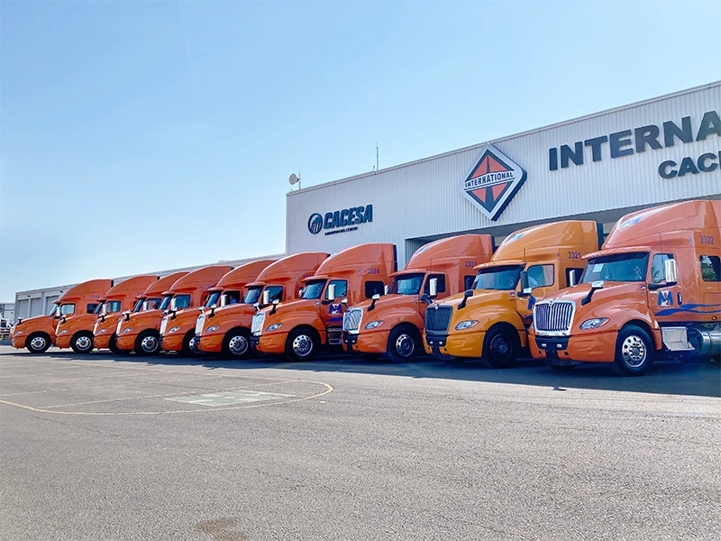 Navistar México entrega unidades LT International a Transportes DEGAM